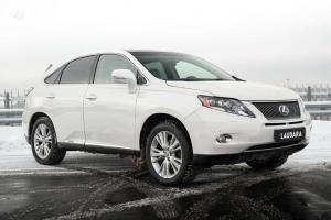 White Lexus RX 450h 2012 in Vilnius, with an engine capacity of 3.46 L and mileage of 312 thousand km for 9950 €, photo 8 on AUTOMOTO.COM.LV