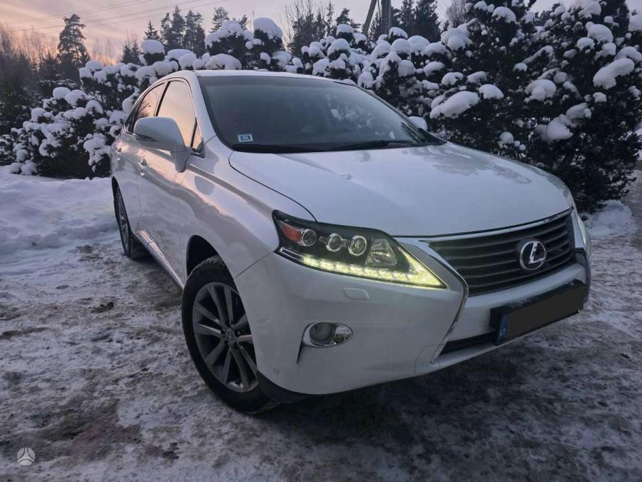 White Lexus RX 450h 2012 in Utena, with an engine capacity of 3.46 L and mileage of 237 thousand km for 12900 €, photo 2 on AUTOMOTO.COM.LV