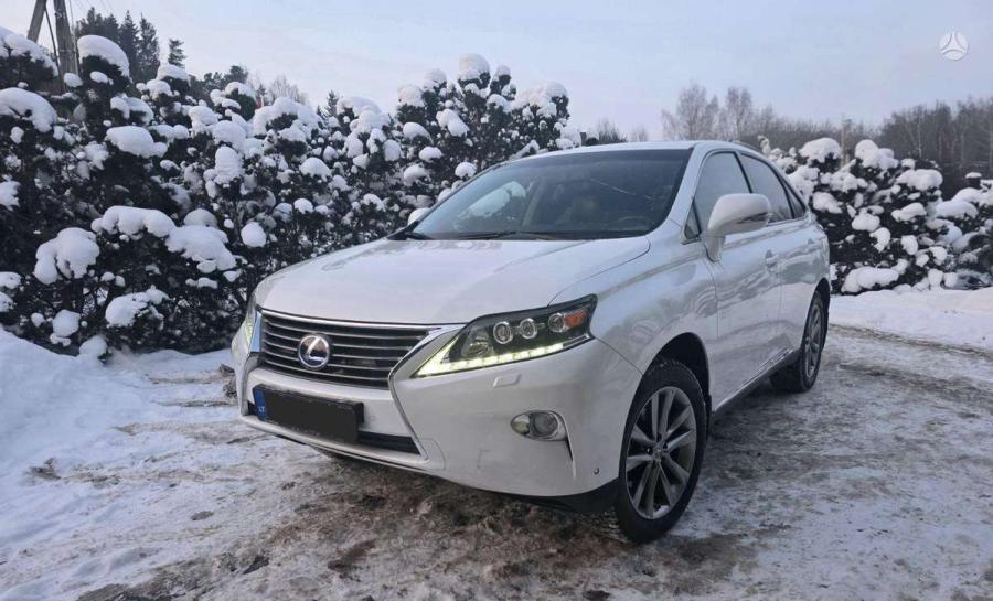 White Lexus RX 450h 2012 in Utena, with an engine capacity of 3.46 L and mileage of 237 thousand km for 12900 €, photo 39 on AUTOMOTO.COM.LV