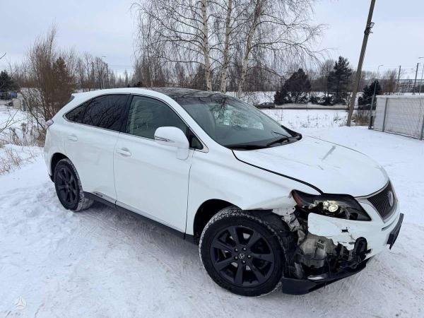 Balts Lexus RX 450h 2012 Šauļi, ar dzinēja tilpumu 3.46 L un nobraukumu 228 tūkst. km par 6850 €, foto 10 vietnē AUTOMOTO.COM.LV