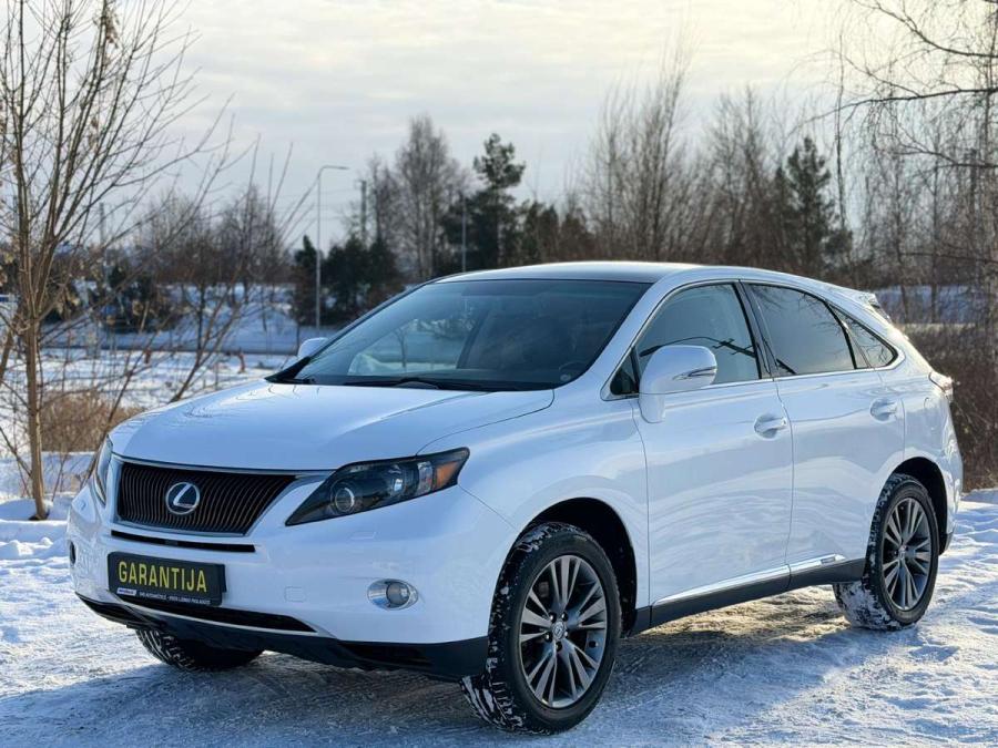White Lexus RX 450h 2012 in Siauliai, with an engine capacity of 3.46 L and mileage of 269 thousand km for 13750 €, photo 18 on AUTOMOTO.COM.LV