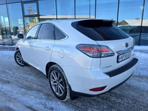 White Lexus RX 450h 2012 in Vilnius, with an engine capacity of 3.46 L and mileage of 237 thousand km for 13900 €, photo 4 on AUTOMOTO.COM.LV