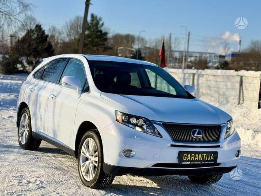 White Lexus RX 450h 2012 in Siauliai, with an engine capacity of 3.46 L and mileage of 289 thousand km for 14199 €, photo 18 on AUTOMOTO.COM.LV