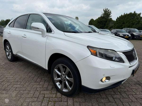 Balts Lexus RX 450h 2012 Kauņa, ar dzinēja tilpumu 3.46 L un nobraukumu 270 tūkst. km par 11650 €, foto 4 vietnē AUTOMOTO.COM.LV