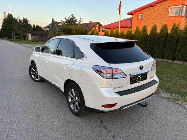 Balts Lexus RX 450h 2012 Kauņa, ar dzinēja tilpumu 3.46 L un nobraukumu 267 tūkst. km par 11350 €, foto 4 vietnē AUTOMOTO.COM.LV