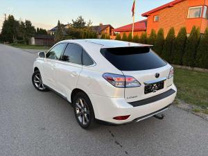 White Lexus RX 450h 2012 in Kaunas, with an engine capacity of 3.46 L and mileage of 267 thousand km for 11350 €, photo 5 on AUTOMOTO.COM.LV