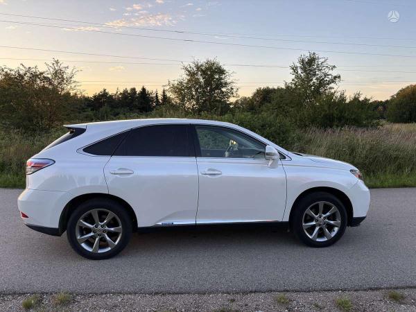 Balts Lexus RX 450h 2012 Kauņa, ar dzinēja tilpumu 3.46 L un nobraukumu 267 tūkst. km par 11350 €, foto 9 vietnē AUTOMOTO.COM.LV