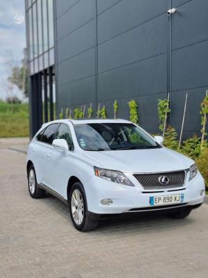 White Lexus RX 450h 2012 in Vilnius, with an engine capacity of 3.46 L and mileage of 298 thousand km for 11700 €, photo 7 on AUTOMOTO.COM.LV