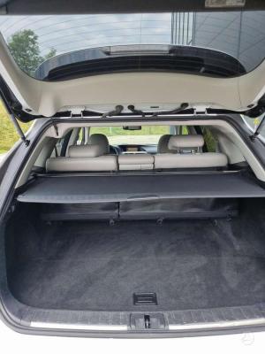 White Lexus RX 450h 2012 in Vilnius, with an engine capacity of 3.46 L and mileage of 298 thousand km for 11700 €, photo 12 on AUTOMOTO.COM.LV