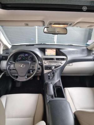 White Lexus RX 450h 2012 in Vilnius, with an engine capacity of 3.46 L and mileage of 298 thousand km for 11700 €, photo 18 on AUTOMOTO.COM.LV