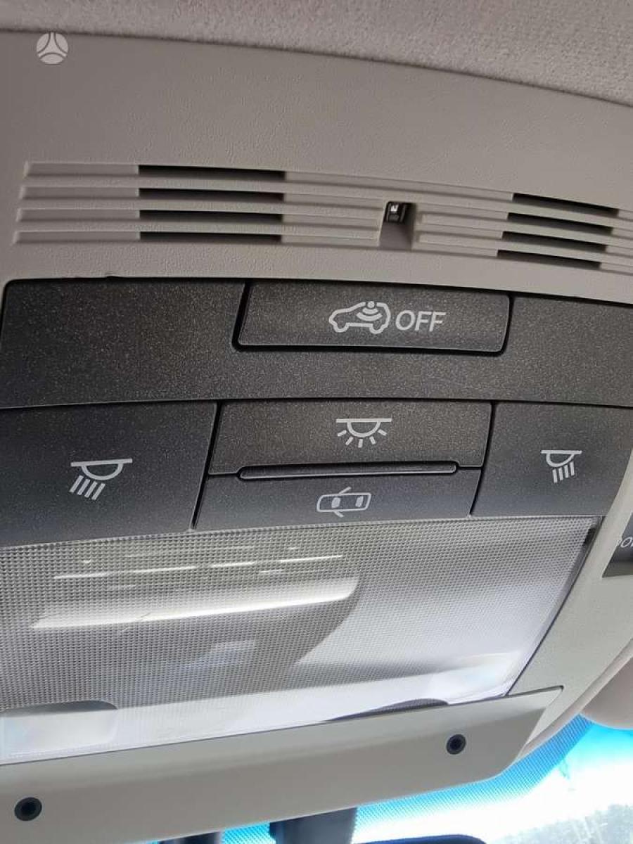 White Lexus RX 450h 2012 in Vilnius, with an engine capacity of 3.46 L and mileage of 298 thousand km for 11700 €, photo 36 on AUTOMOTO.COM.LV