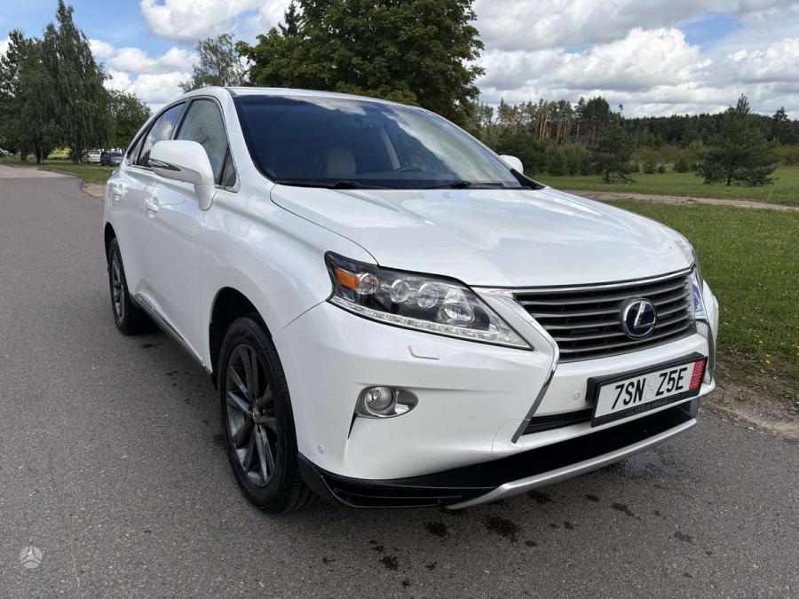 White Lexus RX 450h 2012 in Vilnius, with an engine capacity of 3.46 L and mileage of 263 thousand km for 14300 €, photo 1 on AUTOMOTO.COM.LV