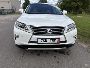 White Lexus RX 450h 2012 in Vilnius, with an engine capacity of 3.46 L and mileage of 263 thousand km for 14300 €, photo 3 on AUTOMOTO.COM.LV