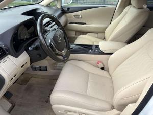 White Lexus RX 450h 2012 in Vilnius, with an engine capacity of 3.46 L and mileage of 263 thousand km for 14300 €, photo 16 on AUTOMOTO.COM.LV