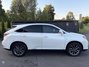 Белый Лексус RX 450h 2012 в Вильнюс, объемом двигателя 3.46 л и пробегом 321 тыс. км за 12100 €, фото 9 на AUTOMOTO.COM.LV