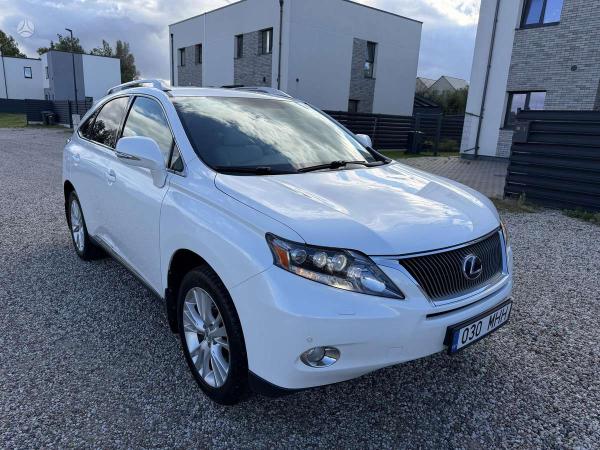 Balts Lexus RX 450h 2012 Viļņa, ar dzinēja tilpumu 3.46 L un nobraukumu 312 tūkst. km par 10200 €, foto 5 vietnē AUTOMOTO.COM.LV