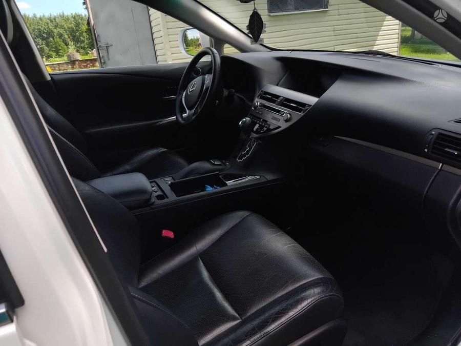 Balts Lexus RX 450h 2013 Alīta, ar dzinēja tilpumu 0.00 L un nobraukumu 257 tūkst. km par 14500 €, foto 17 vietnē AUTOMOTO.COM.LV