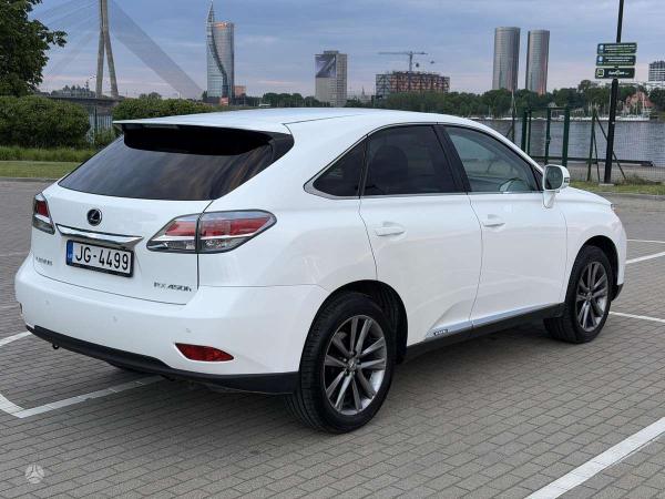 Balts Lexus RX 450h 2013 Rīga, ar dzinēja tilpumu 3.50 L un nobraukumu 145 tūkst. km par 16490 €, foto 5 vietnē AUTOMOTO.COM.LV