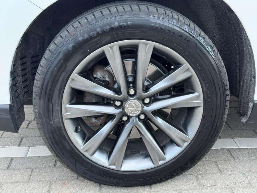 Balts Lexus RX 450h 2013 Rīga, ar dzinēja tilpumu 3.50 L un nobraukumu 145 tūkst. km par 16490 €, foto 11 vietnē AUTOMOTO.COM.LV