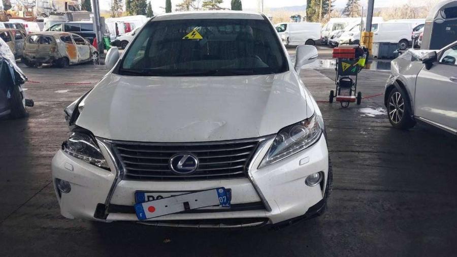 Balts Lexus RX 450h 2014 Kauņa, ar dzinēja tilpumu 3.46 L un nobraukumu 270 tūkst. km par 10700 €, foto 1 vietnē AUTOMOTO.COM.LV