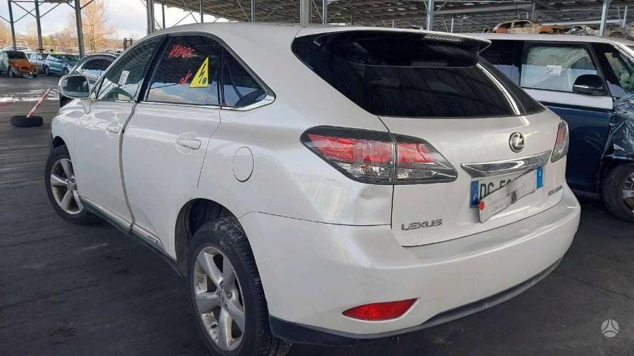 Balts Lexus RX 450h 2014 Kauņa, ar dzinēja tilpumu 3.46 L un nobraukumu 270 tūkst. km par 10700 €, foto 5 vietnē AUTOMOTO.COM.LV