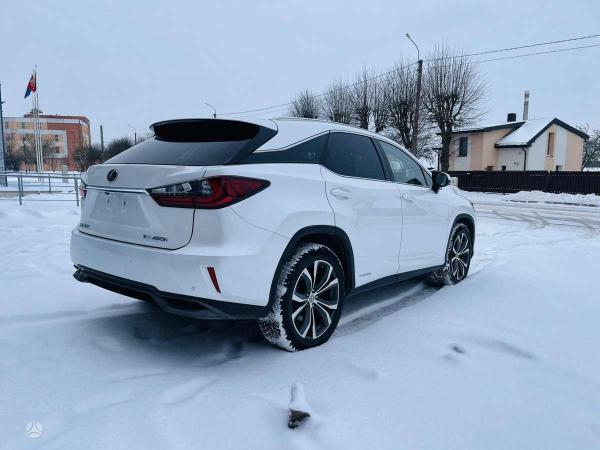Balts Lexus RX 450h 2016 Šauļi, ar dzinēja tilpumu 0.00 L un nobraukumu 193 tūkst. km par 24950 €, foto 5 vietnē AUTOMOTO.COM.LV