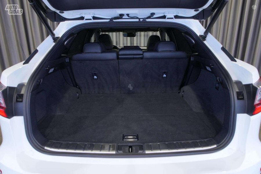 White Lexus RX 450h 2016 in Marijampole, with an engine capacity of 3.50 L and mileage of 103 thousand km for 32250 €, photo 16 on AUTOMOTO.COM.LV