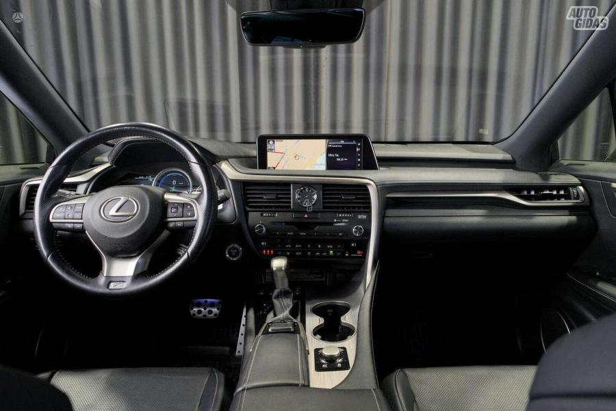 White Lexus RX 450h 2016 in Marijampole, with an engine capacity of 3.50 L and mileage of 103 thousand km for 32250 €, photo 18 on AUTOMOTO.COM.LV