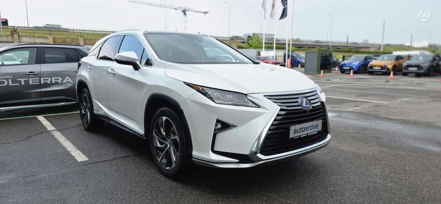 White Lexus RX 450h 2016 in Vilnius, with an engine capacity of 3.46 L and mileage of 119 thousand km for 31480 €, photo 4 on AUTOMOTO.COM.LV