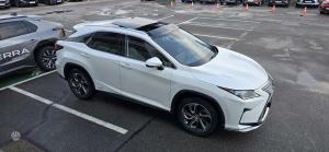 White Lexus RX 450h 2016 in Vilnius, with an engine capacity of 3.46 L and mileage of 119 thousand km for 31480 €, photo 8 on AUTOMOTO.COM.LV