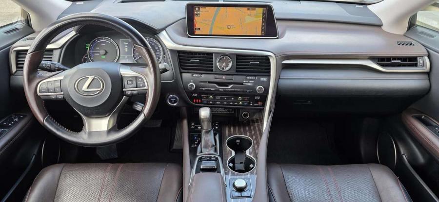 White Lexus RX 450h 2016 in Vilnius, with an engine capacity of 3.46 L and mileage of 119 thousand km for 31480 €, photo 9 on AUTOMOTO.COM.LV