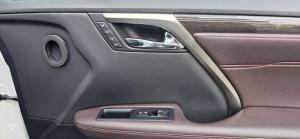 White Lexus RX 450h 2016 in Vilnius, with an engine capacity of 3.46 L and mileage of 119 thousand km for 31480 €, photo 24 on AUTOMOTO.COM.LV