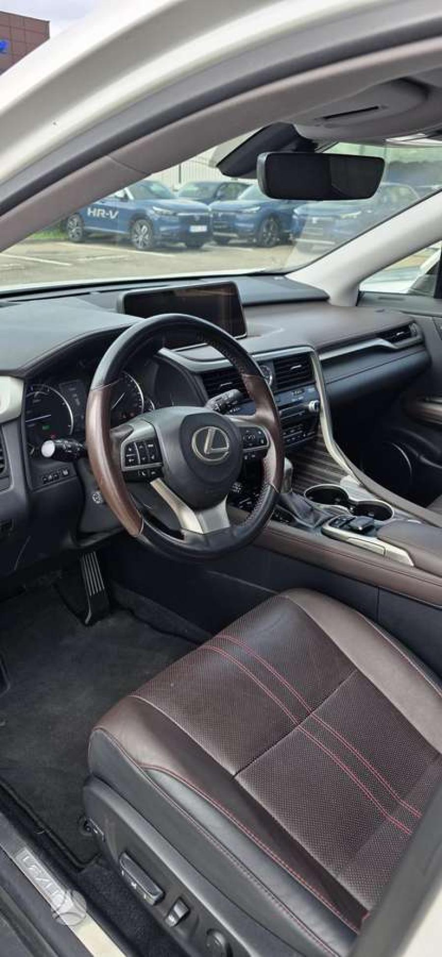 White Lexus RX 450h 2016 in Vilnius, with an engine capacity of 3.46 L and mileage of 119 thousand km for 31480 €, photo 27 on AUTOMOTO.COM.LV