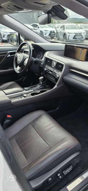 White Lexus RX 450h 2016 in Vilnius, with an engine capacity of 3.46 L and mileage of 119 thousand km for 31480 €, photo 28 on AUTOMOTO.COM.LV