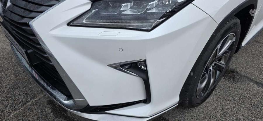 White Lexus RX 450h 2016 in Vilnius, with an engine capacity of 3.46 L and mileage of 119 thousand km for 31480 €, photo 38 on AUTOMOTO.COM.LV