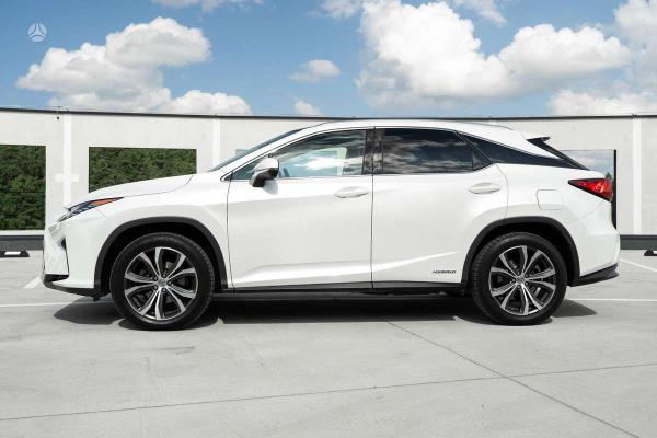 White Lexus RX 450h 2016 in Vilnius, with an engine capacity of 3.46 L and mileage of 191 thousand km for 25200 €, photo 7 on AUTOMOTO.COM.LV