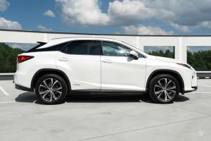 Balts Lexus RX 450h 2016 Viļņa, ar dzinēja tilpumu 3.46 L un nobraukumu 191 tūkst. km par 25200 €, foto 8 vietnē AUTOMOTO.COM.LV