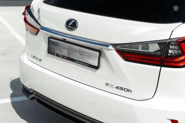 White Lexus RX 450h 2016 in Vilnius, with an engine capacity of 3.46 L and mileage of 191 thousand km for 25200 €, photo 11 on AUTOMOTO.COM.LV