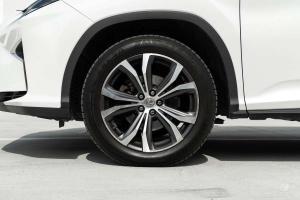 Balts Lexus RX 450h 2016 Viļņa, ar dzinēja tilpumu 3.46 L un nobraukumu 191 tūkst. km par 25200 €, foto 13 vietnē AUTOMOTO.COM.LV