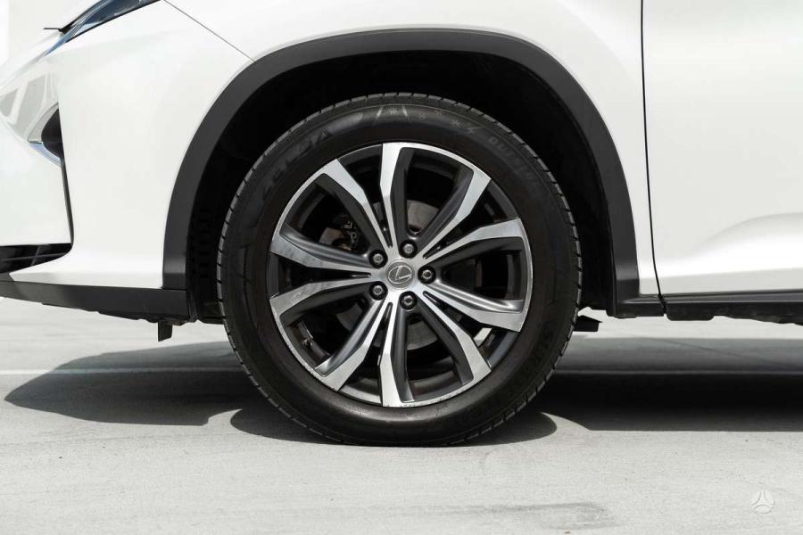 Balts Lexus RX 450h 2016 Viļņa, ar dzinēja tilpumu 3.46 L un nobraukumu 191 tūkst. km par 25200 €, foto 13 vietnē AUTOMOTO.COM.LV