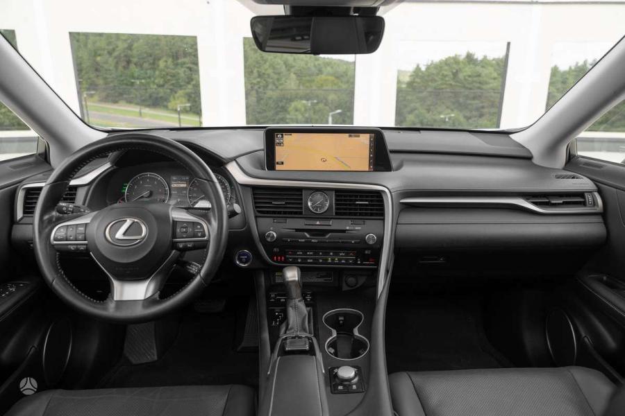 Balts Lexus RX 450h 2016 Viļņa, ar dzinēja tilpumu 3.46 L un nobraukumu 191 tūkst. km par 25200 €, foto 16 vietnē AUTOMOTO.COM.LV