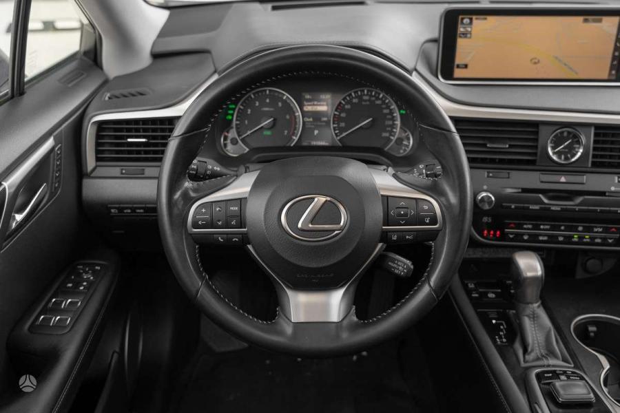 Balts Lexus RX 450h 2016 Viļņa, ar dzinēja tilpumu 3.46 L un nobraukumu 191 tūkst. km par 25200 €, foto 17 vietnē AUTOMOTO.COM.LV