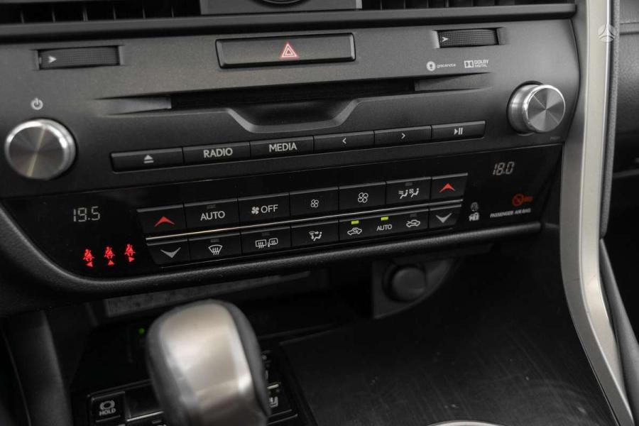 Balts Lexus RX 450h 2016 Viļņa, ar dzinēja tilpumu 3.46 L un nobraukumu 191 tūkst. km par 25200 €, foto 22 vietnē AUTOMOTO.COM.LV