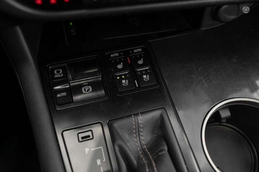 Balts Lexus RX 450h 2016 Viļņa, ar dzinēja tilpumu 3.46 L un nobraukumu 191 tūkst. km par 25200 €, foto 23 vietnē AUTOMOTO.COM.LV