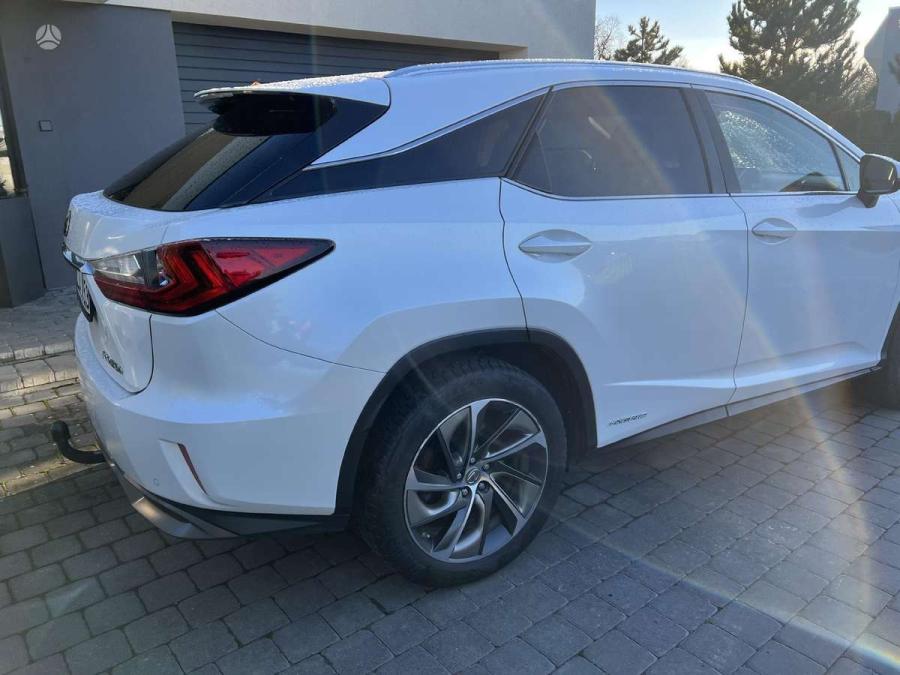Balts Lexus RX 450h 2017 Kauņa, ar dzinēja tilpumu 3.46 L un nobraukumu 299 tūkst. km par 27500 €, foto 4 vietnē AUTOMOTO.COM.LV