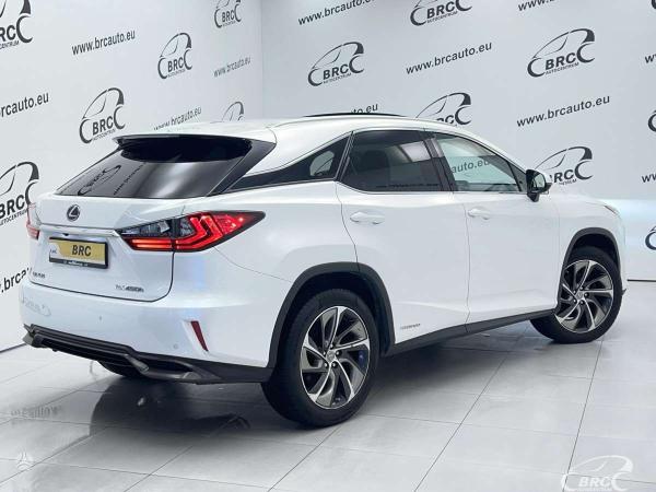 White Lexus RX 450h 2017 in Vilnius, with an engine capacity of 3.46 L and mileage of 133 thousand km for 30900 €, photo 3 on AUTOMOTO.COM.LV