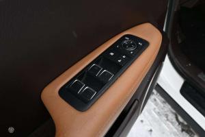 Белый Лексус RX 450h 2017 в Кретинга, объемом двигателя 3.46 л и пробегом 300 тыс. км за 21999 €, фото 15 на AUTOMOTO.COM.LV