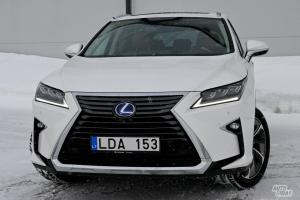 White Lexus RX 450h 2017 in Kretinga, with an engine capacity of 3.50 L and mileage of 300 thousand km for 21999 €, photo 2 on AUTOMOTO.COM.LV