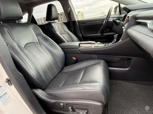 White Lexus RX 450h 2017 in Vilnius, with an engine capacity of 3.46 L and mileage of 93 thousand km for 30300 €, photo 24 on AUTOMOTO.COM.LV