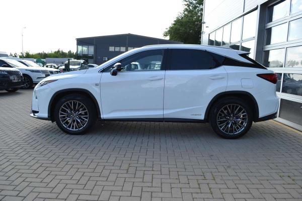 White Lexus RX 450h 2017 in Vilnius, with an engine capacity of 3.46 L and mileage of 154 thousand km for 31000 €, photo 6 on AUTOMOTO.COM.LV